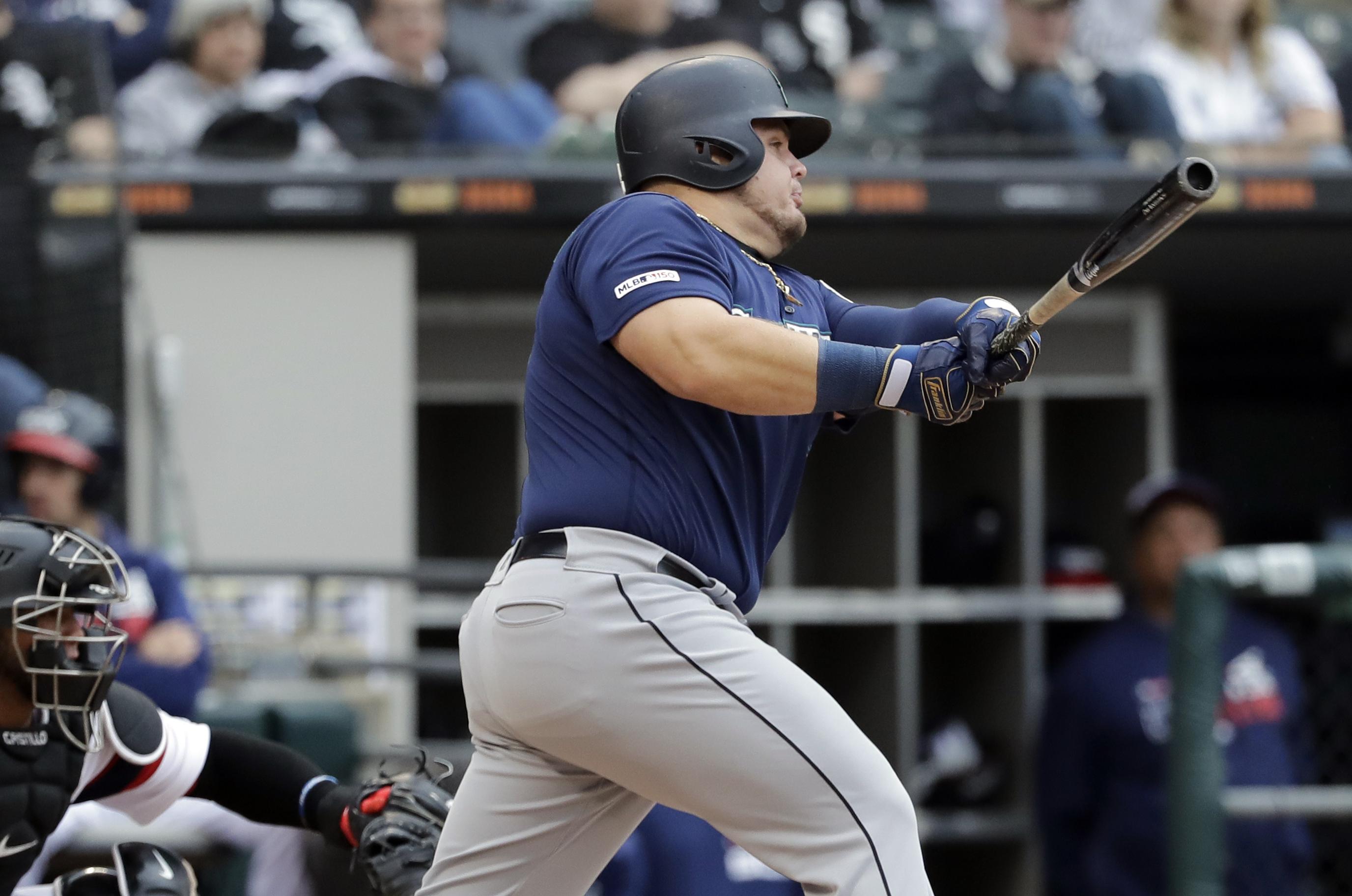 Daniel Vogelbach powers Mariners to another victory | The Spokesman-Review